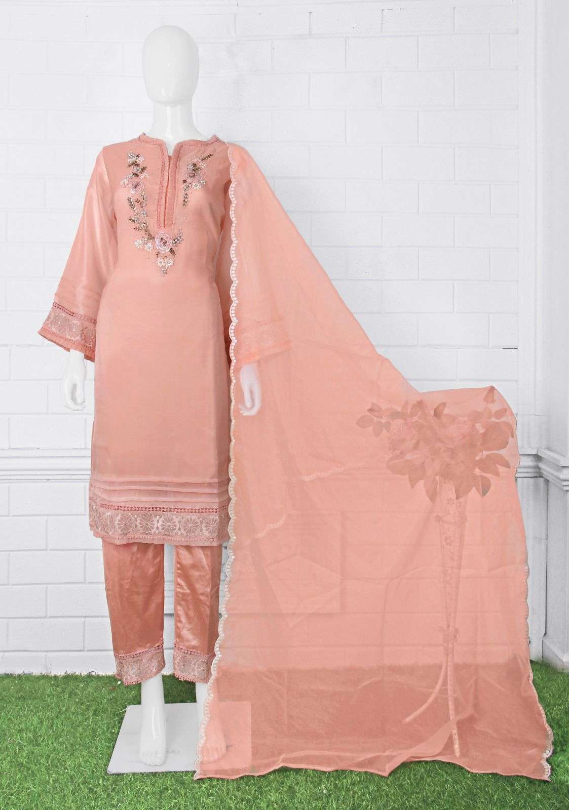 Farwah pret 13 Exclusive Organza Pakistani Readymade Suit Designs